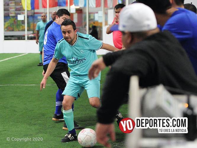 Reynosa FC llega caminando a la semifinal de veteranos en Chitown